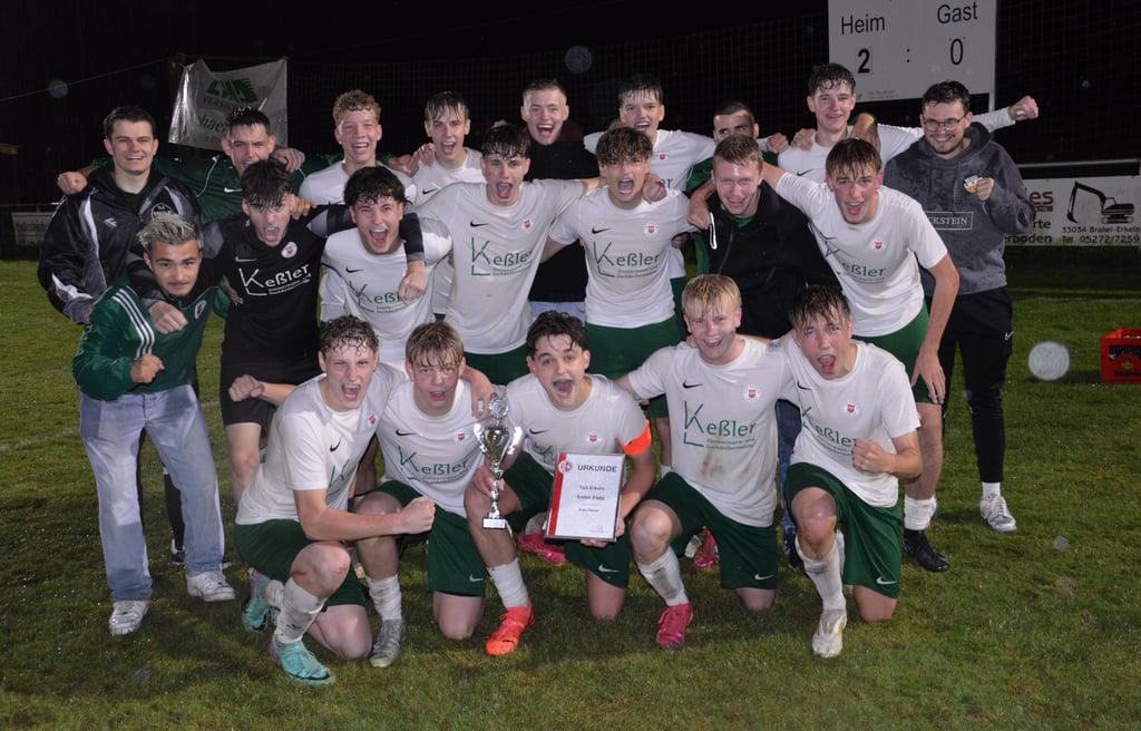 Fußball: TuS Erkeln gewinnt A-Junioren-Kreispokal