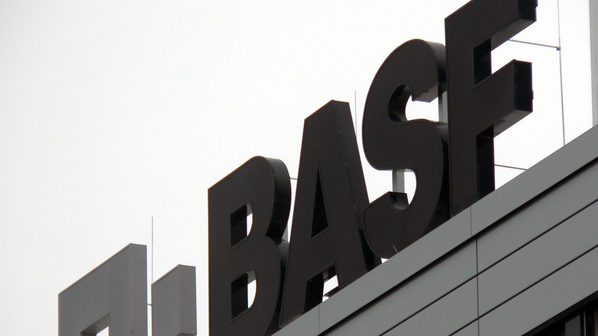 BASF: Erstes Geschäftsfeld steht bereits zum Verkauf