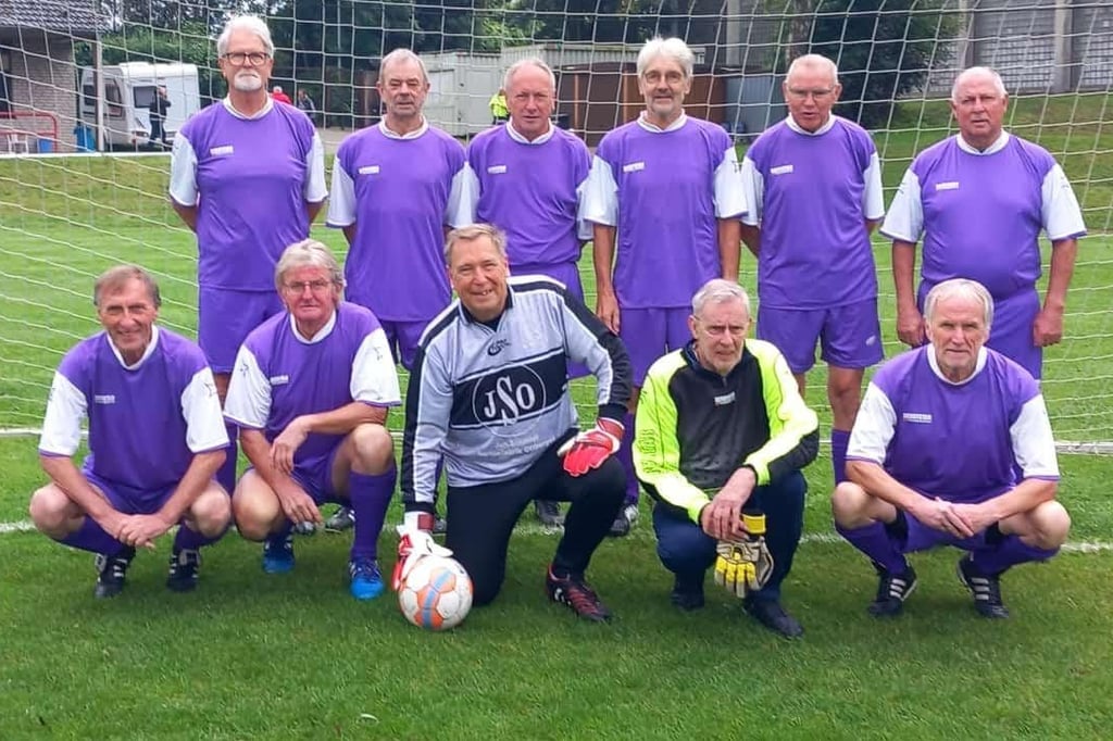 Fußball: Kreisauswahl Höxter Ü70 in Wattenscheid im Finale