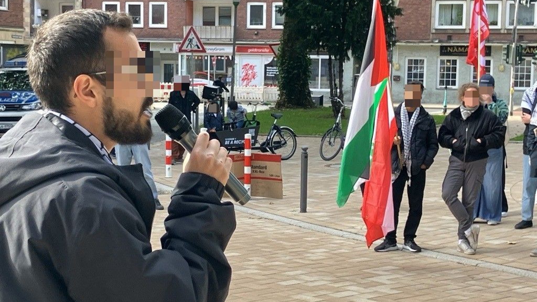 Münster: Ramez E. ignorierte Redeverbot auf Palästina-Demo - Polizeieinsatz