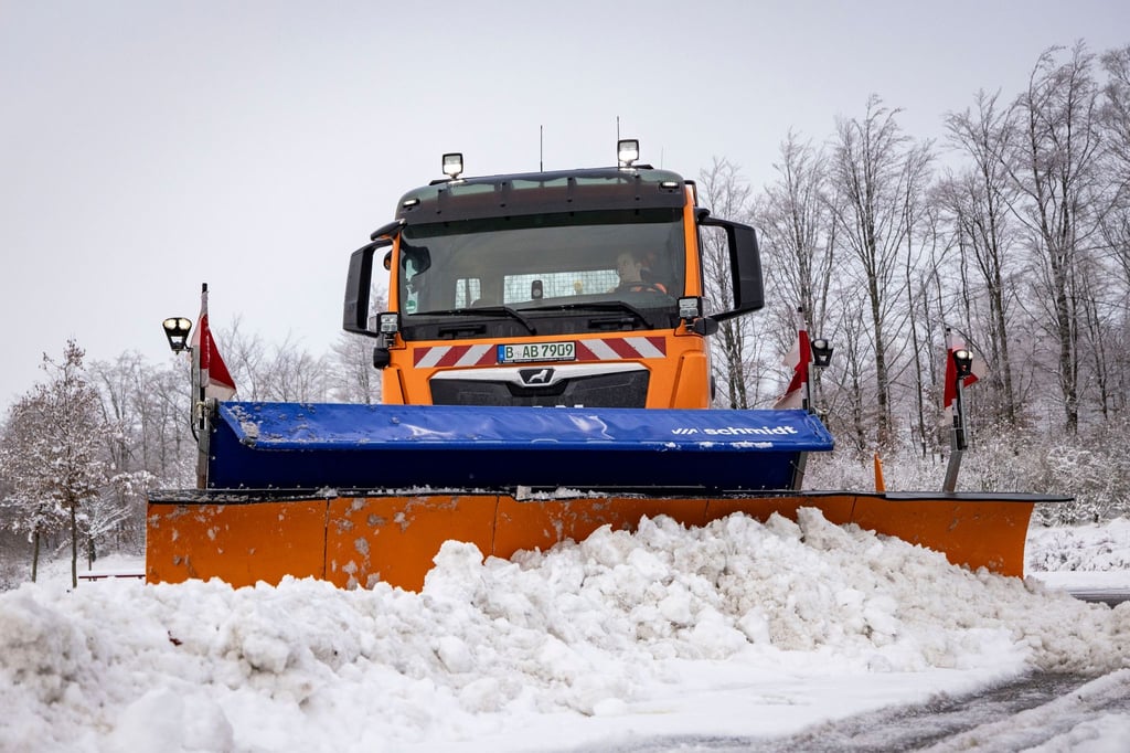 Winterdienst auf Autobahnen startet
