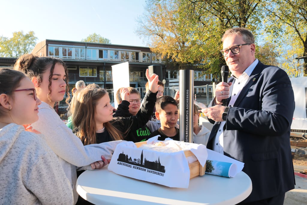 Wünsche sprengen fast die Zeitkapsel