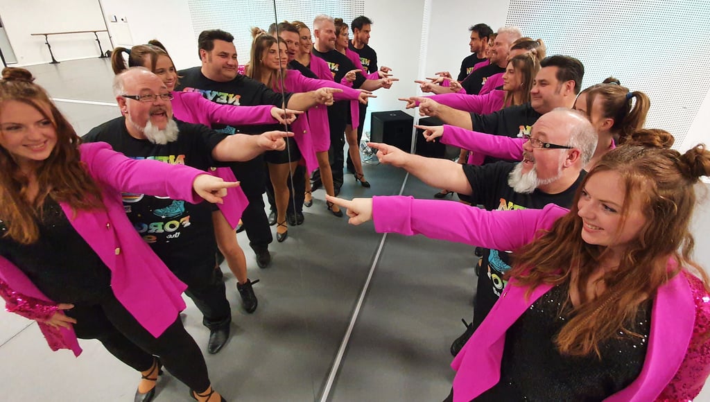 Höxter: Neue Schlosstheater-Revue: Fanansturm auf die 6400 Karten