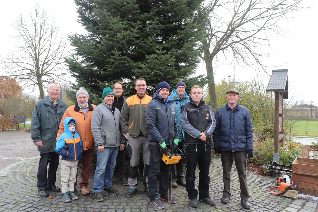 Schloß Holte-Stukenbrock: Ein besonders schöner Baum für Liemke