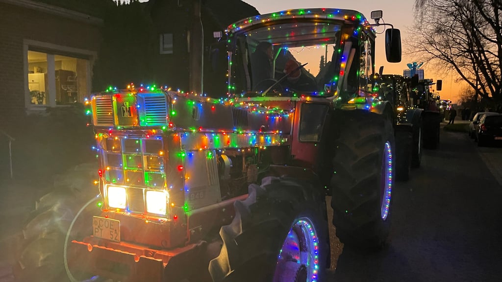 Lichterfahrt der Dülmener Landwirte am 15. Dezember