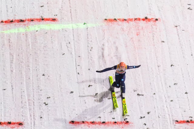 «Er schwebt»: Skispringer Paschke holt Sieg-Triple