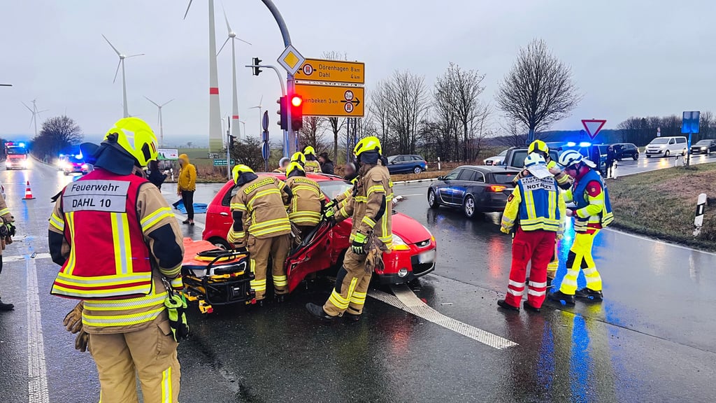 Paderborn: Feuerwehr muss eingeklemmte Ordensschwester befreien