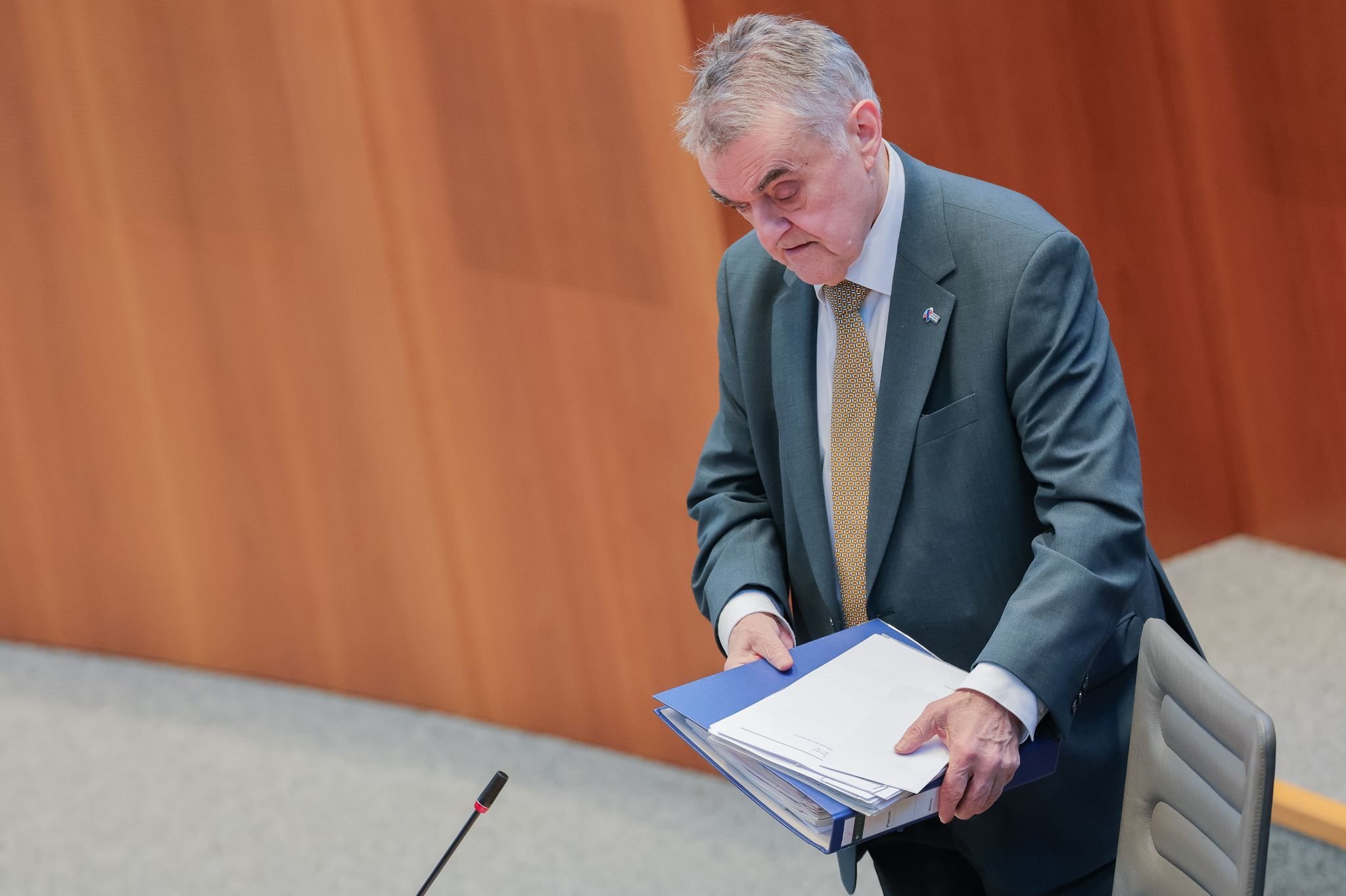 Reul zu Migrationskurs: Brauchen kurzfristige Antworten