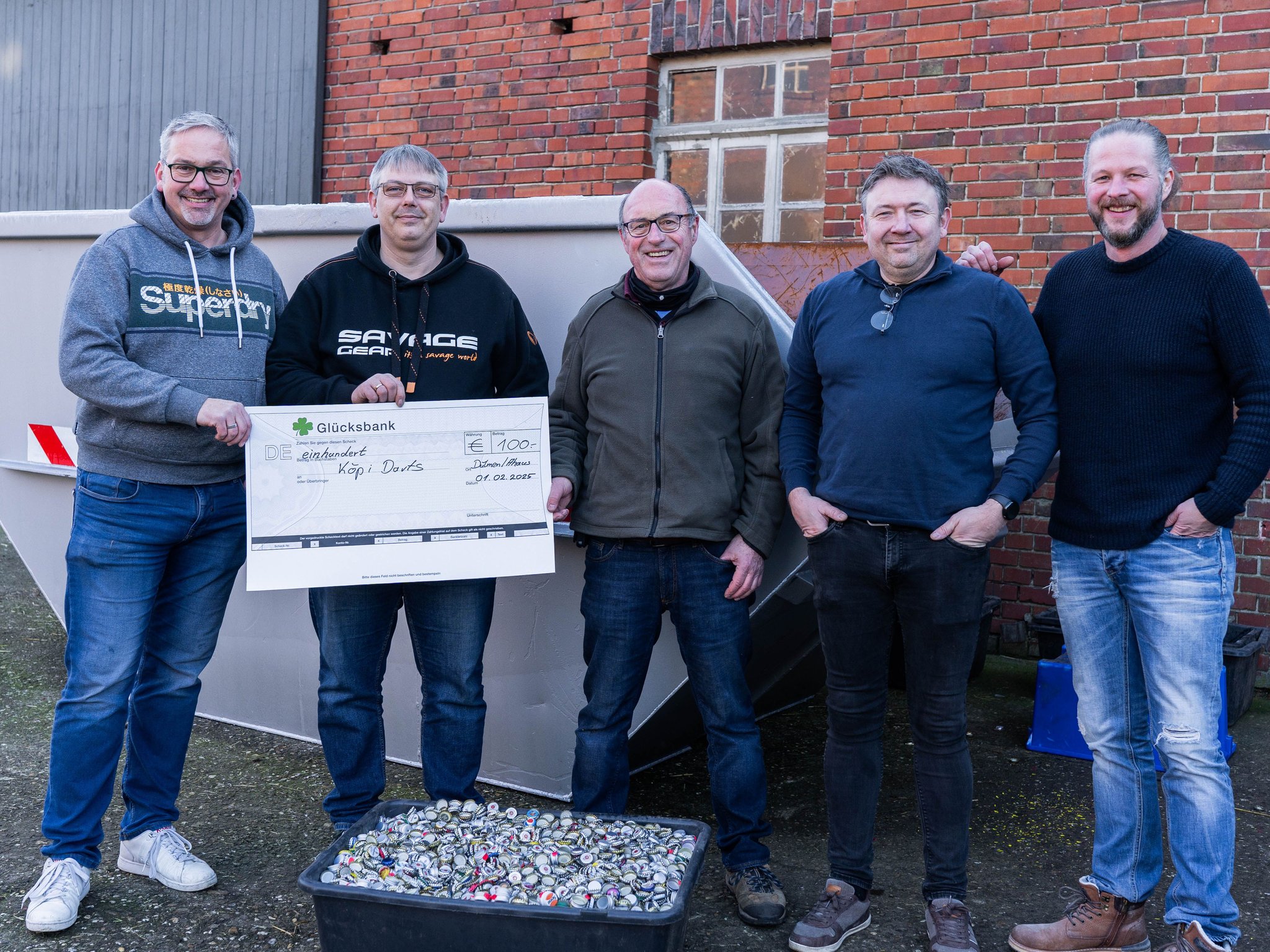 Darts Club überrascht Franz-Josef Bayer-Eynck