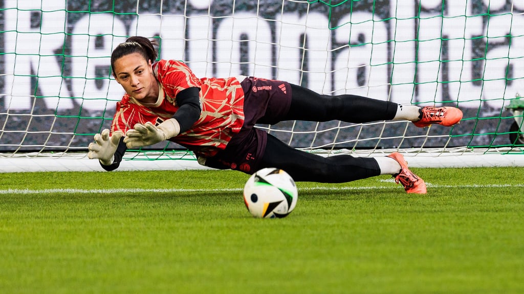 FC Bayern: Mala Grohs aus Münster im Interview nach Krebserkrankung