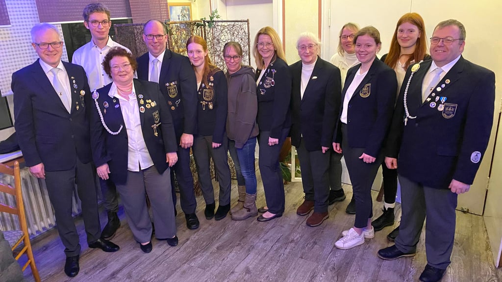 Steinhagen: Kyffhäuser Brockhagen tanzen zum 30. Mal in den Mai