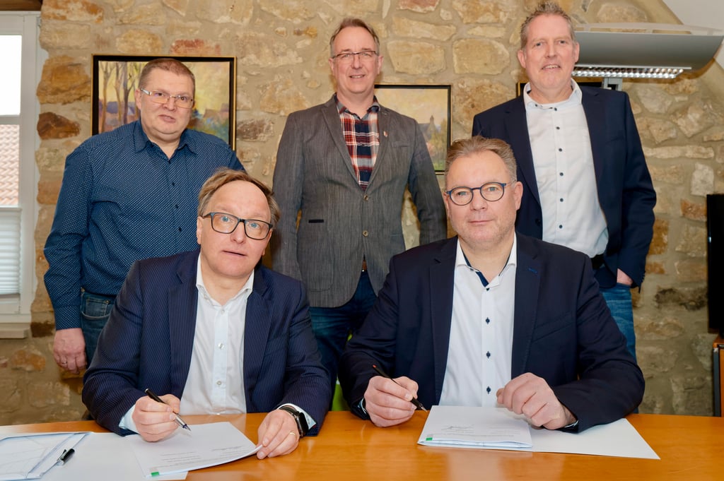 Das Wasser kommt weiter aus Detten