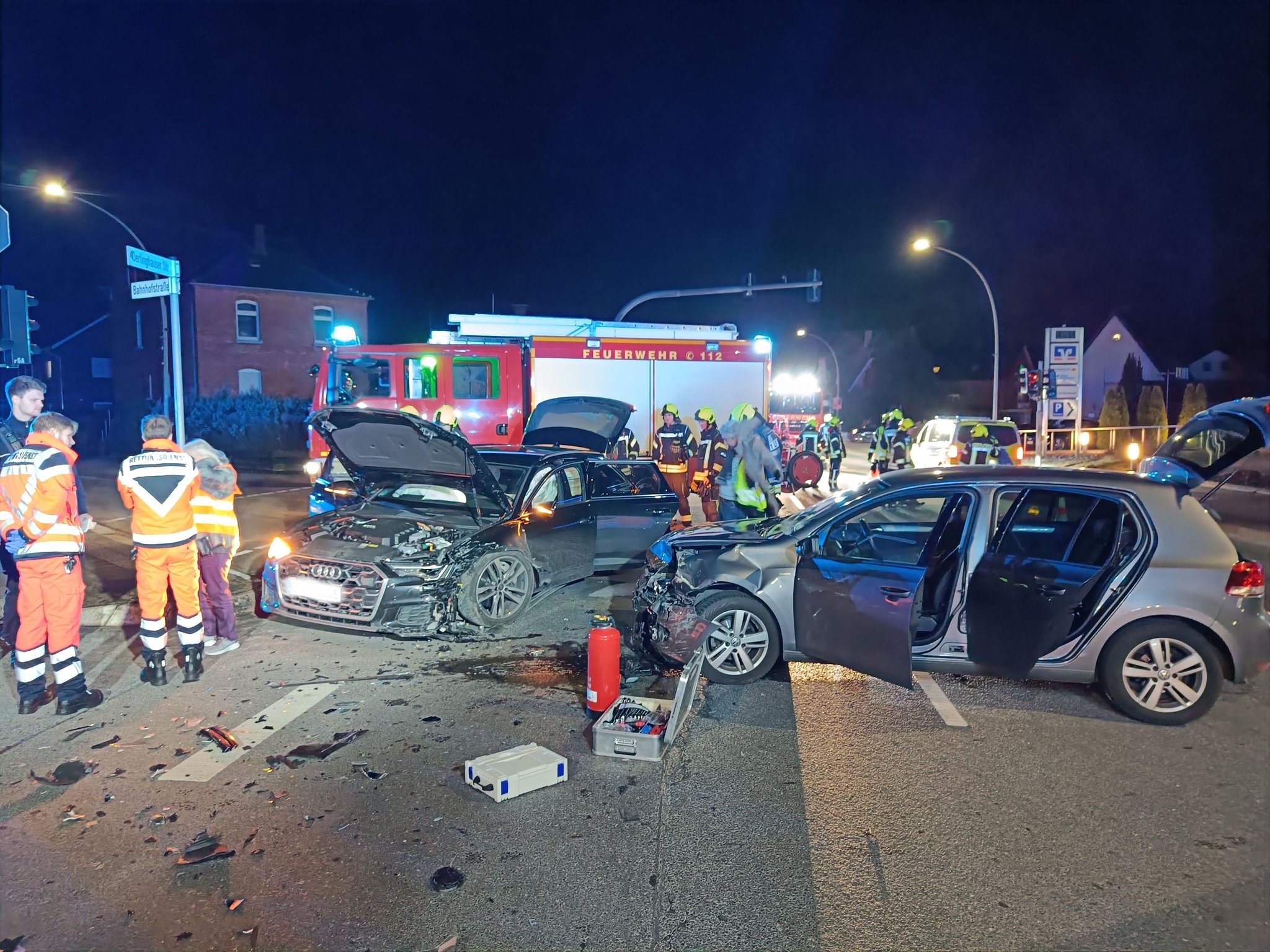 Schloß Holte-Stukenbrock: 40.000 Euro Schaden bei Unfall