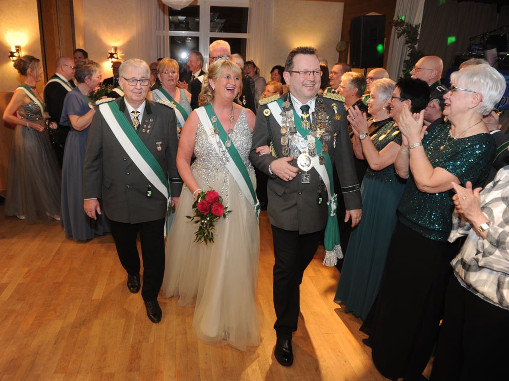 Enger: Schützen feiern Winterball zwischen Tradition und Party