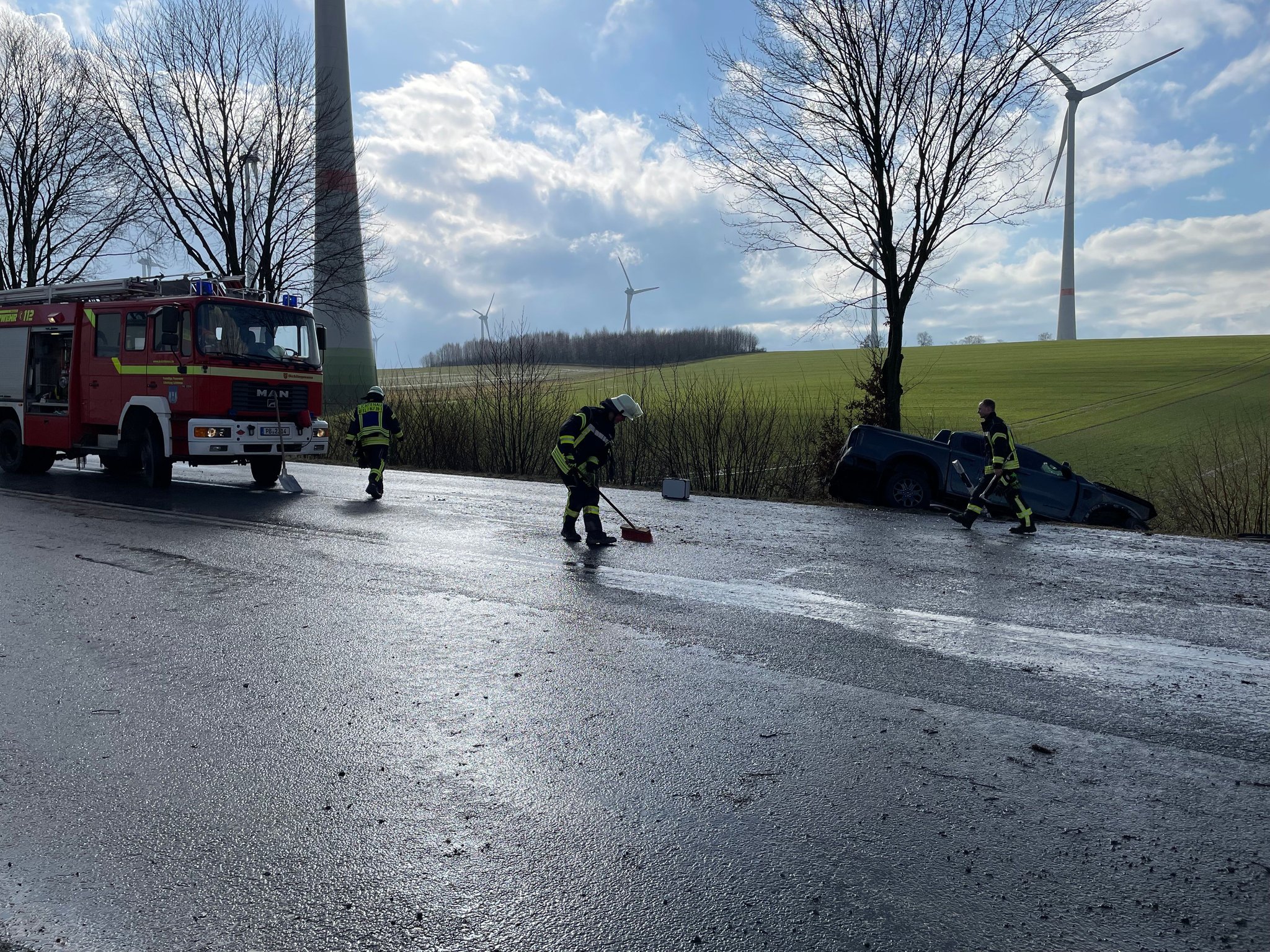 Lichtenau: Busfahrer lässt Kinder auf B68 aussteigen