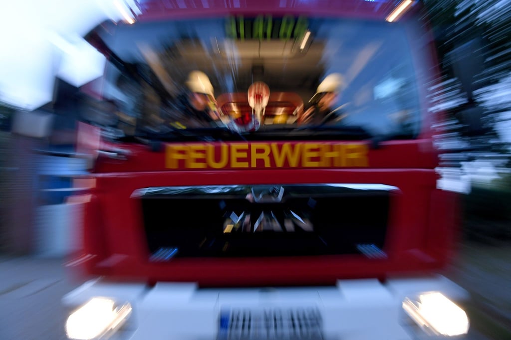 Frau stirbt bei Brand in Erftstadt