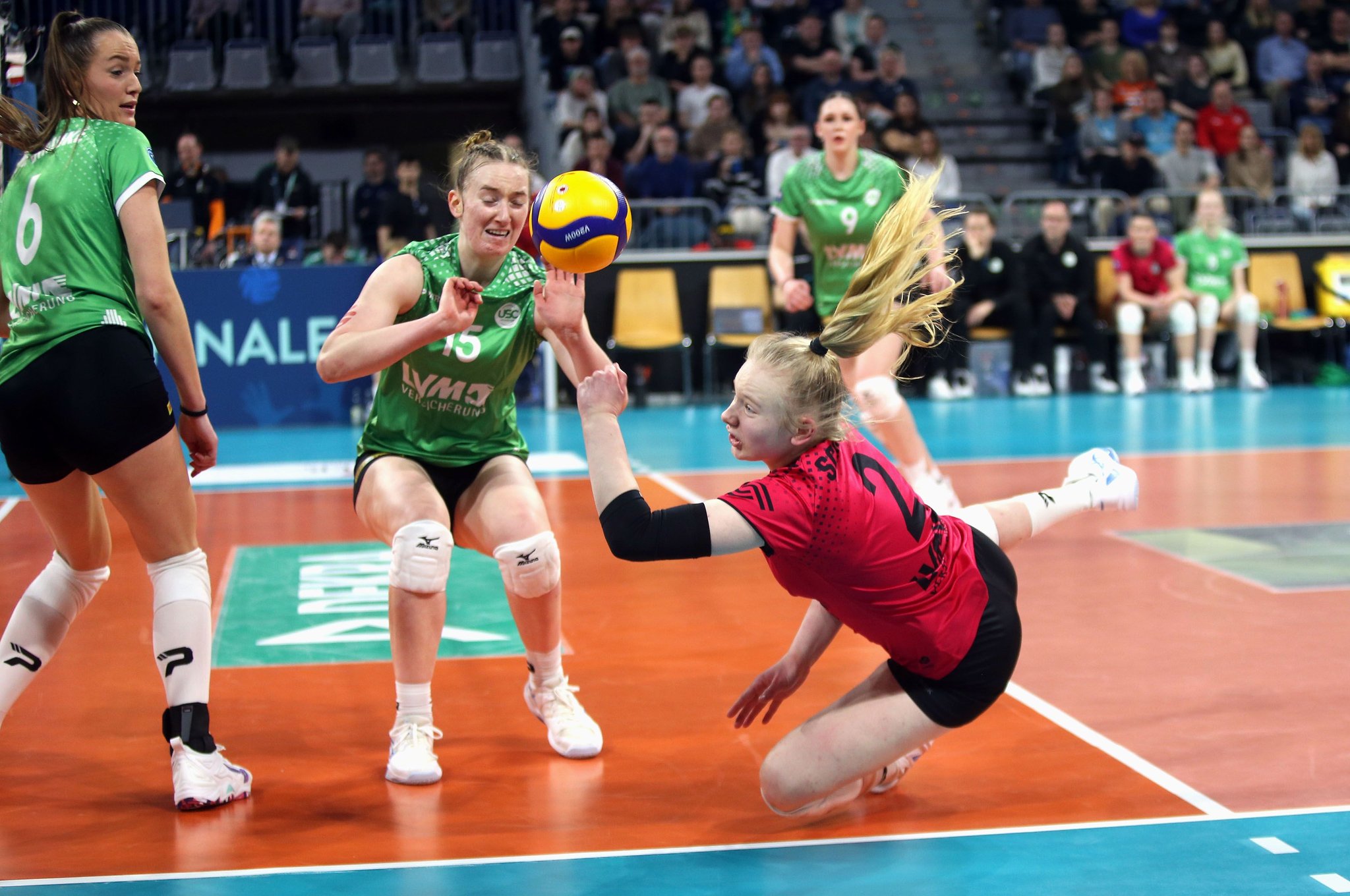 Paderborner Volleyballerin gewinnt mit Münster Pokalsilber