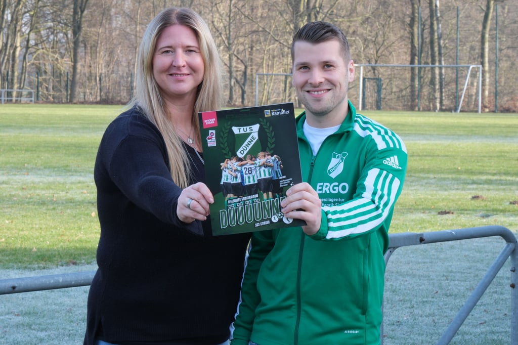 Bünde: Sportler zum Sammeln: TuS FA Dünne hat eigenes Stickeralbum