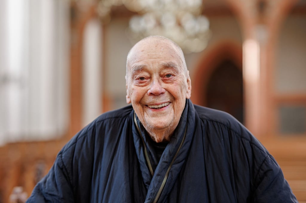 Universalkünstler Günther Uecker wird 95