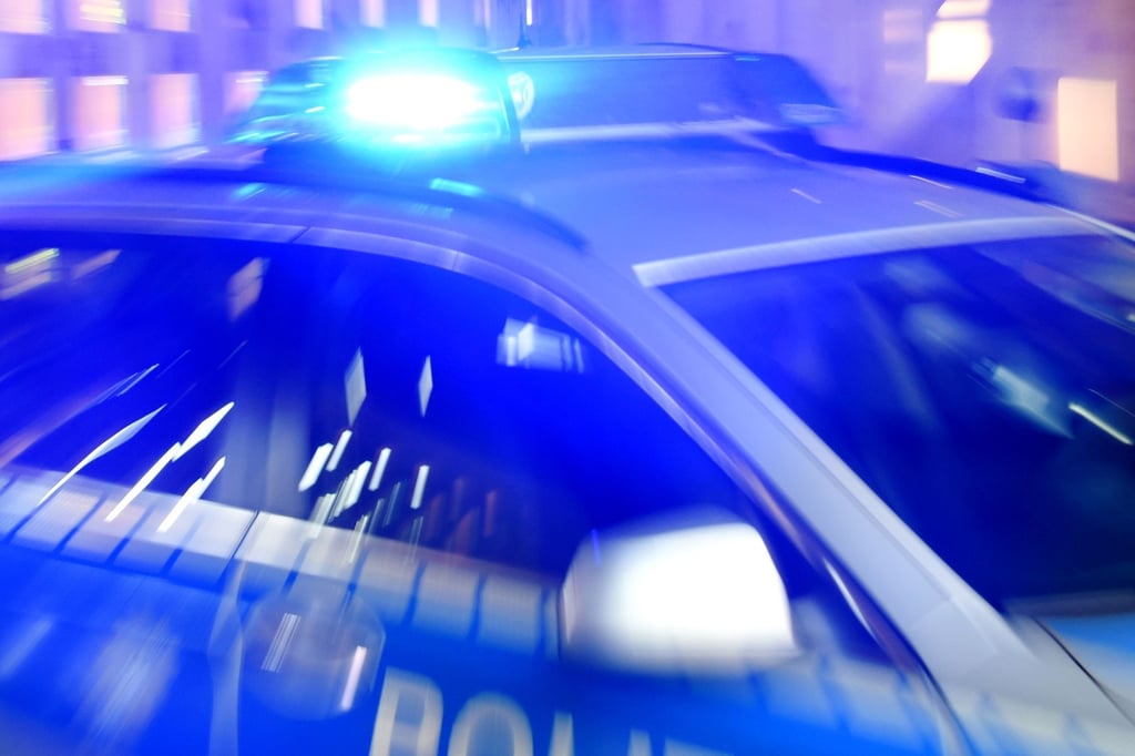Drei Festnahmen bei Razzia gegen Falschgeld-Verdächtige Drei Festnahmen bei Razzia gegen Falschgeld-Verdächtige