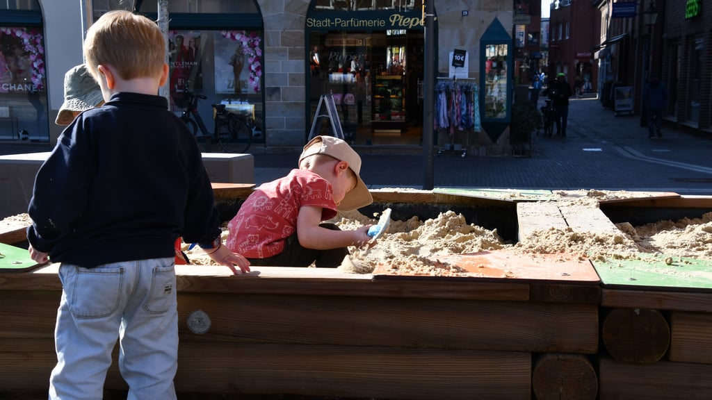 Der Sandkasten ist zurück auf dem Marktplatz