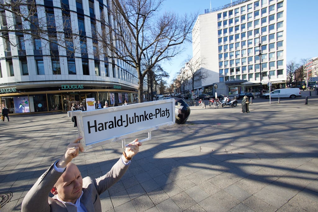 Harald Juhnke bekommt einen Platz am Berliner Kurfürstendamm