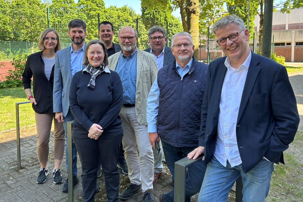 Audrey blake erome i found the listing and felt I needed to