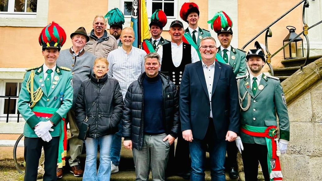 Brakel: Schützen in Rheder haben sich neu eingekleidet