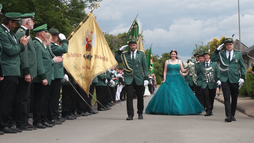 Marienmünster: Schützenbruderschaft Löwendorf feiert ihren neuen König