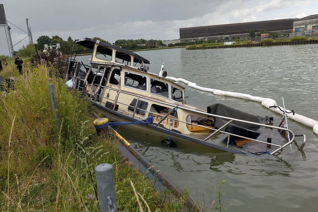 Stadthafen Münster: Explosion auf Motorjacht - Ermittlungen dauern an