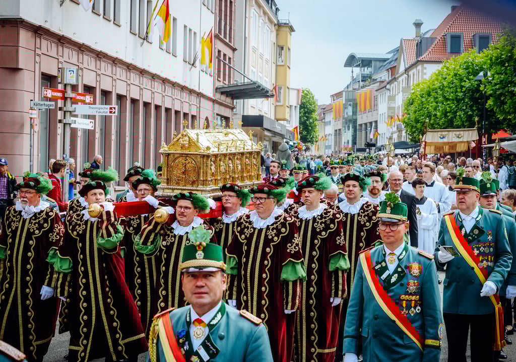 Paderborn: Libori-Prozession durch die Innenstadt