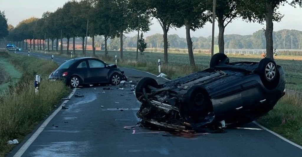 Zwei Schwerverletzte bei Unfall in Senden: Kreisstraße gesperrt