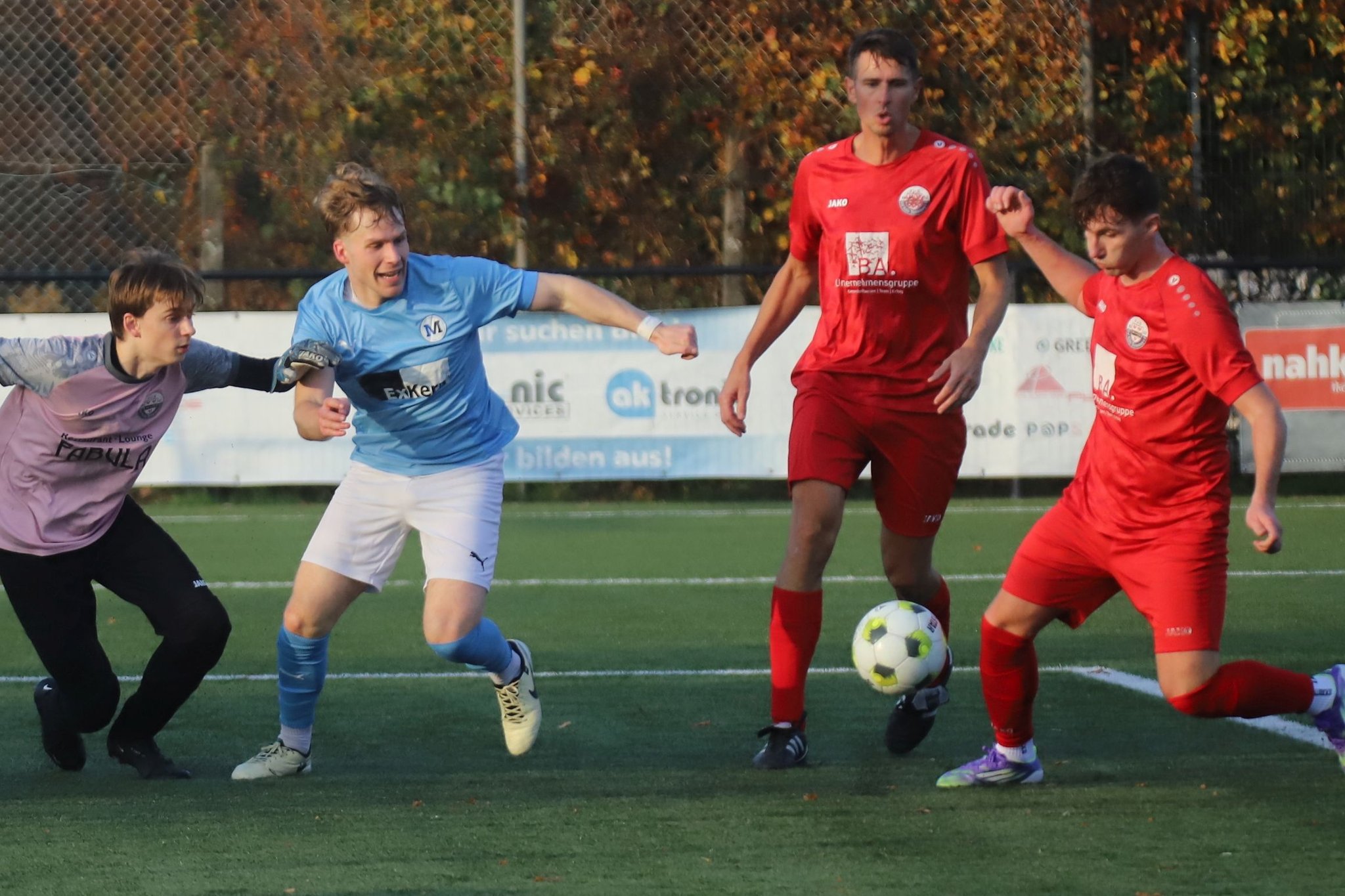 Kobbo kommt ordentlich unter die Räder