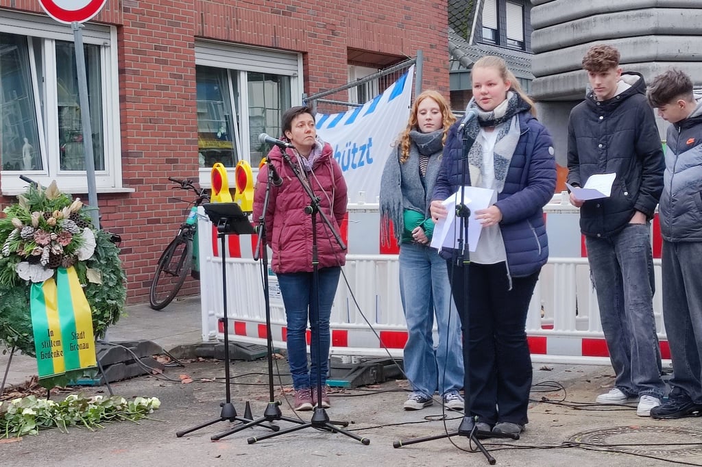 Gedenkveranstaltung am Haus Lebenstein zum 9. November 1938