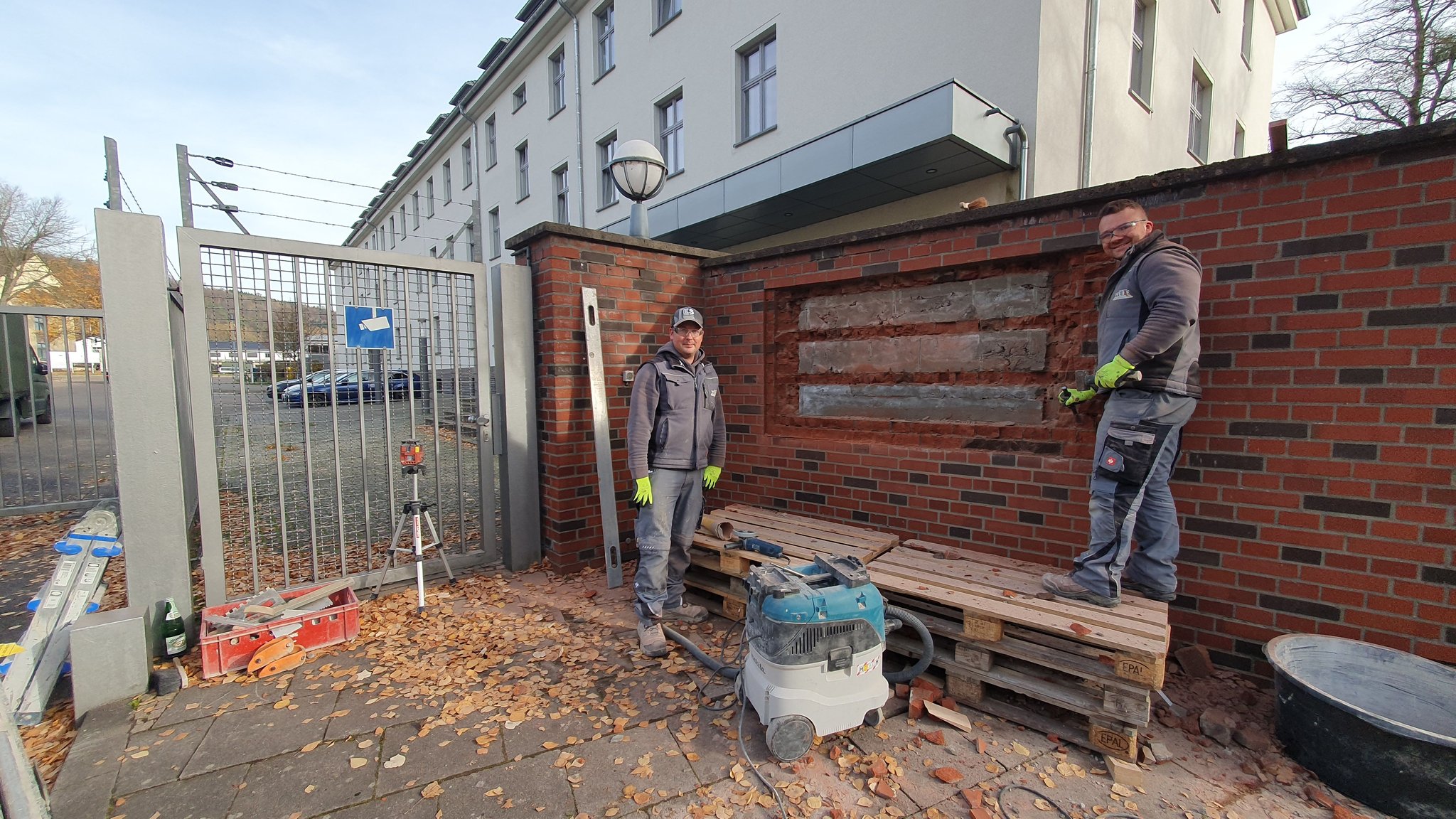 Jetzt in Stein gemeißelt: Hammerstein-Equord-Kaserne in Höxter
