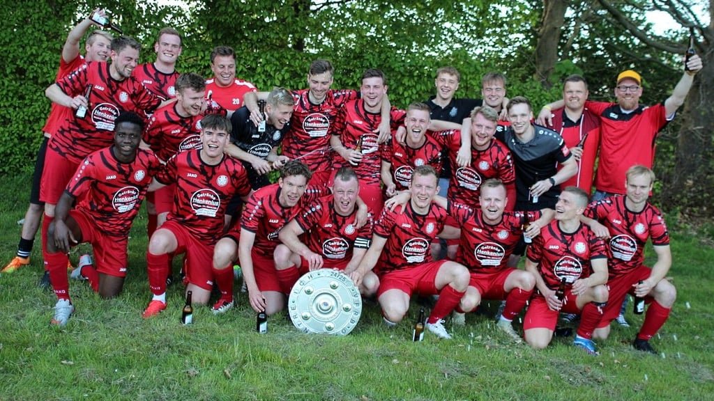 Das ist das Fußballjahr 2025 im Kreis Höxter