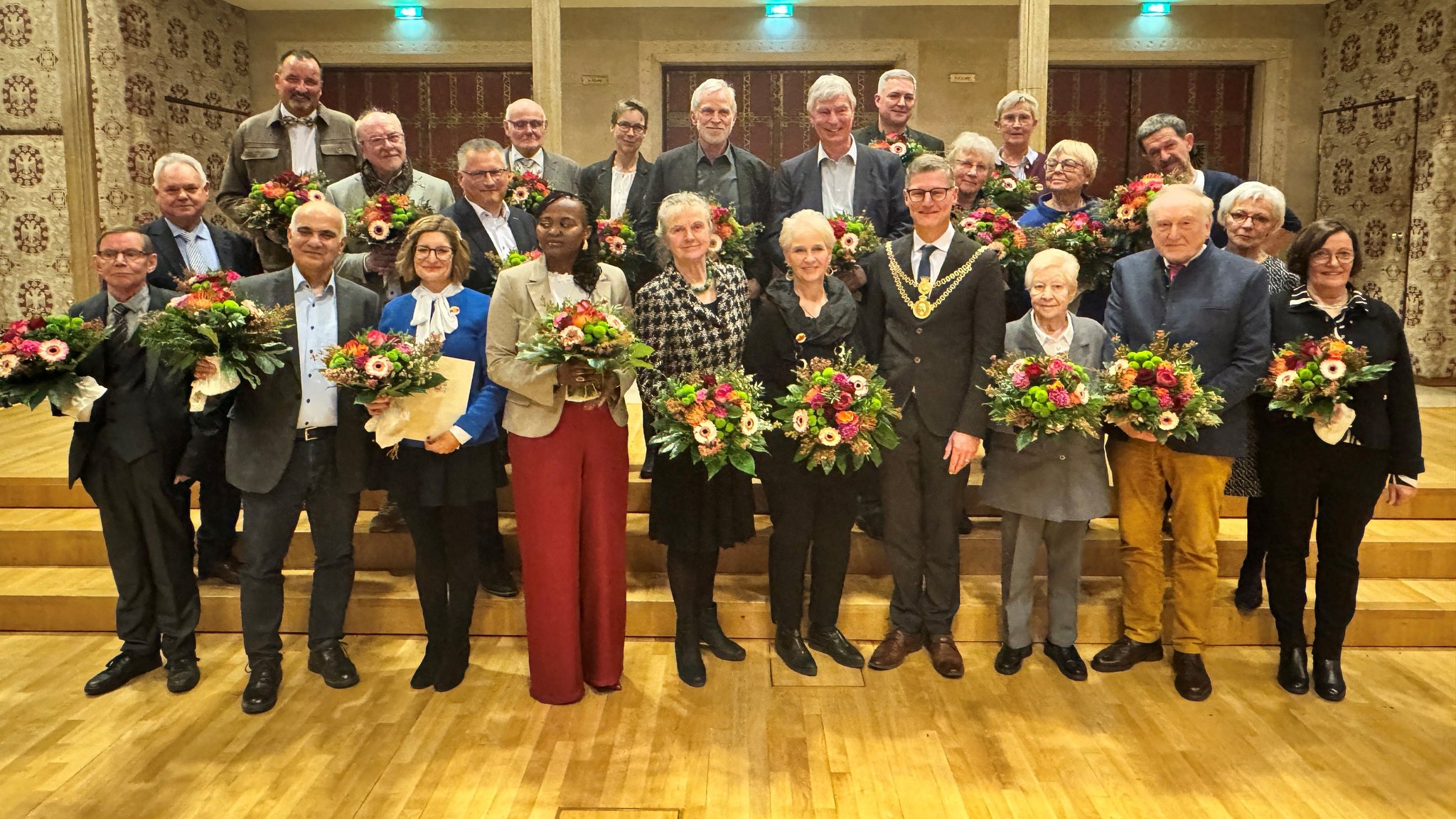 23 leuchtende Vorbilder: Die Träger der Münster-Nadel