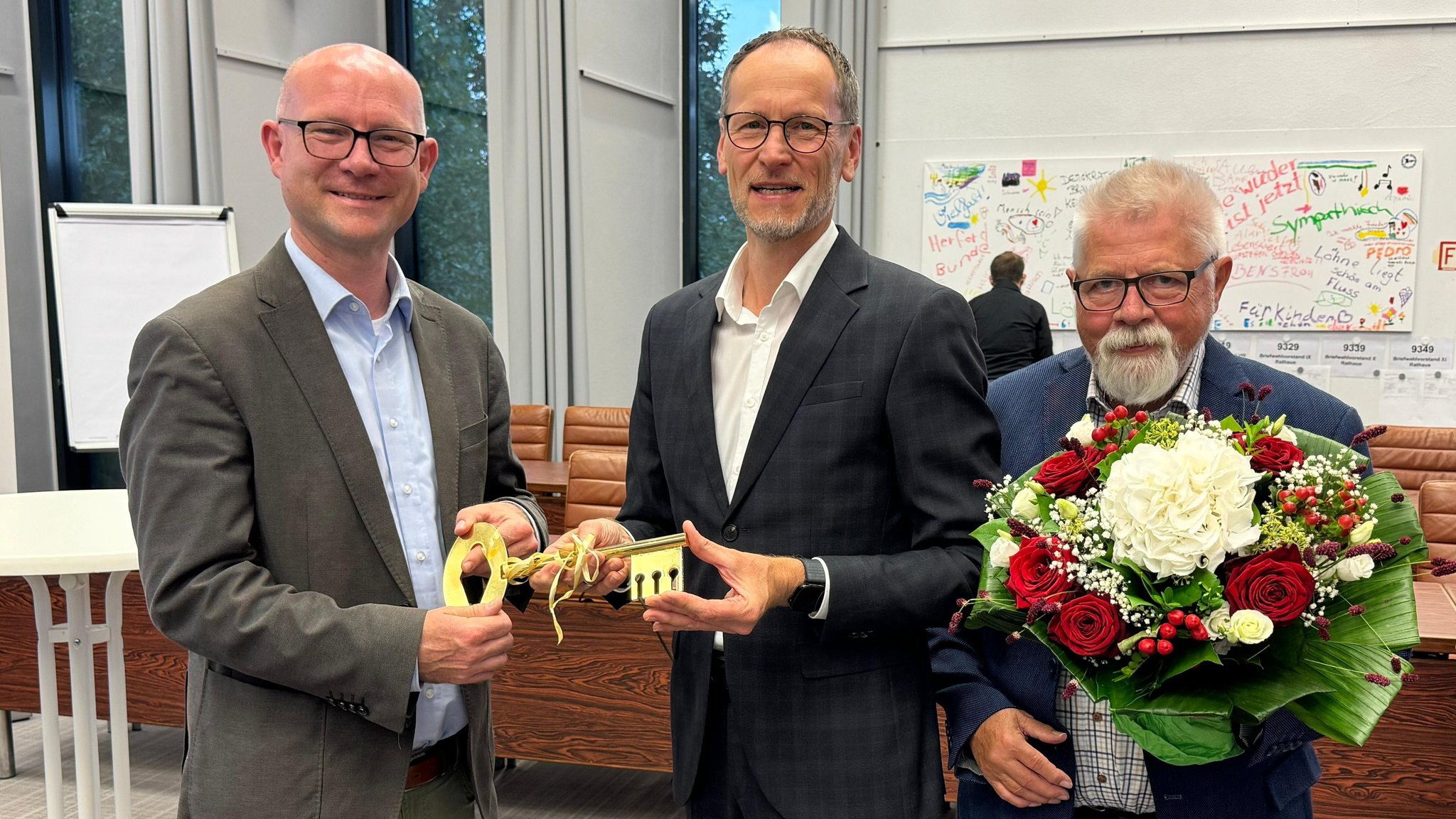 Löhne 2025: 2. Jahreshälfte bringt neuen Bürgermeister und neuen Ärger