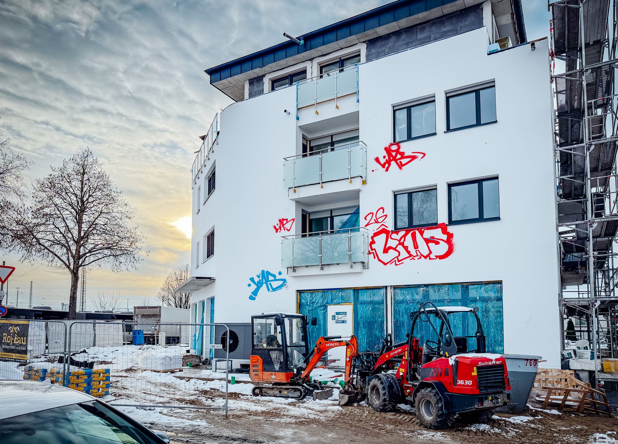 Paderborn: Haus an der Bahnhofstraße mit Graffitis beschmiert